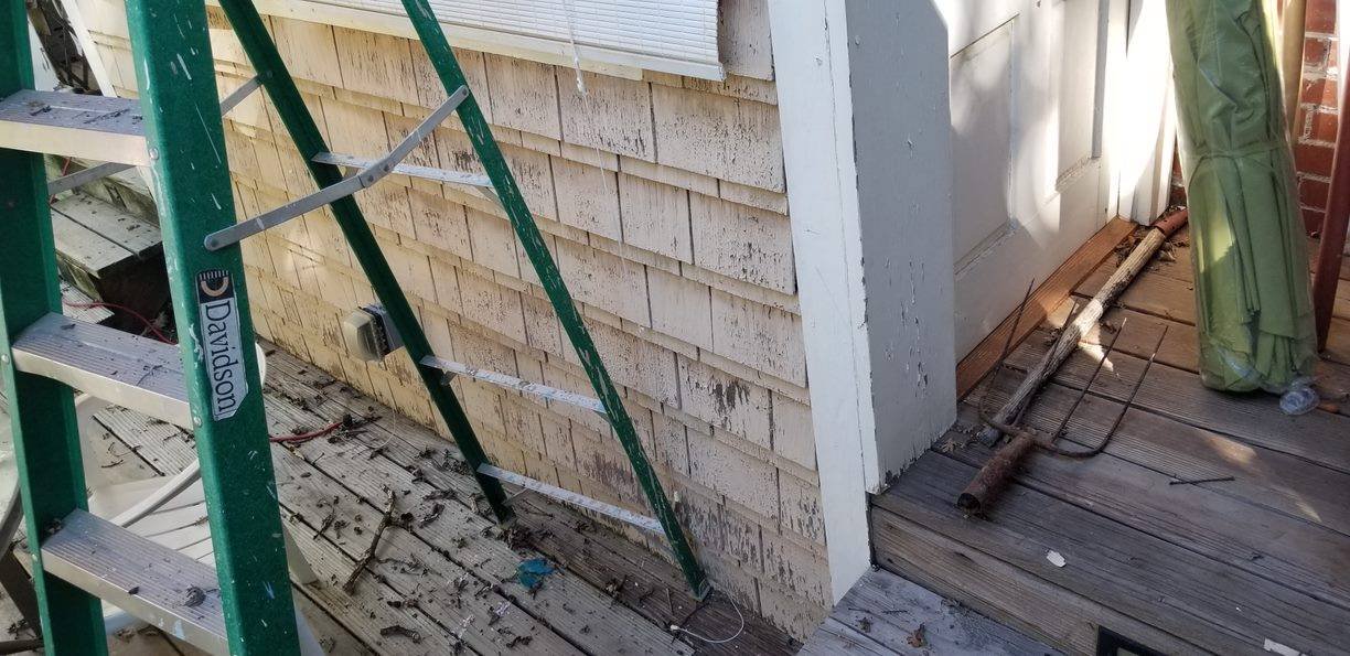 How to reach the exterior of the house safely